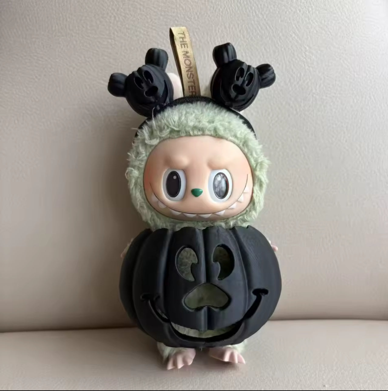 LABUBU BLACK PUMPKIN 🎃 COSTUME – Fresa's Skate Shop